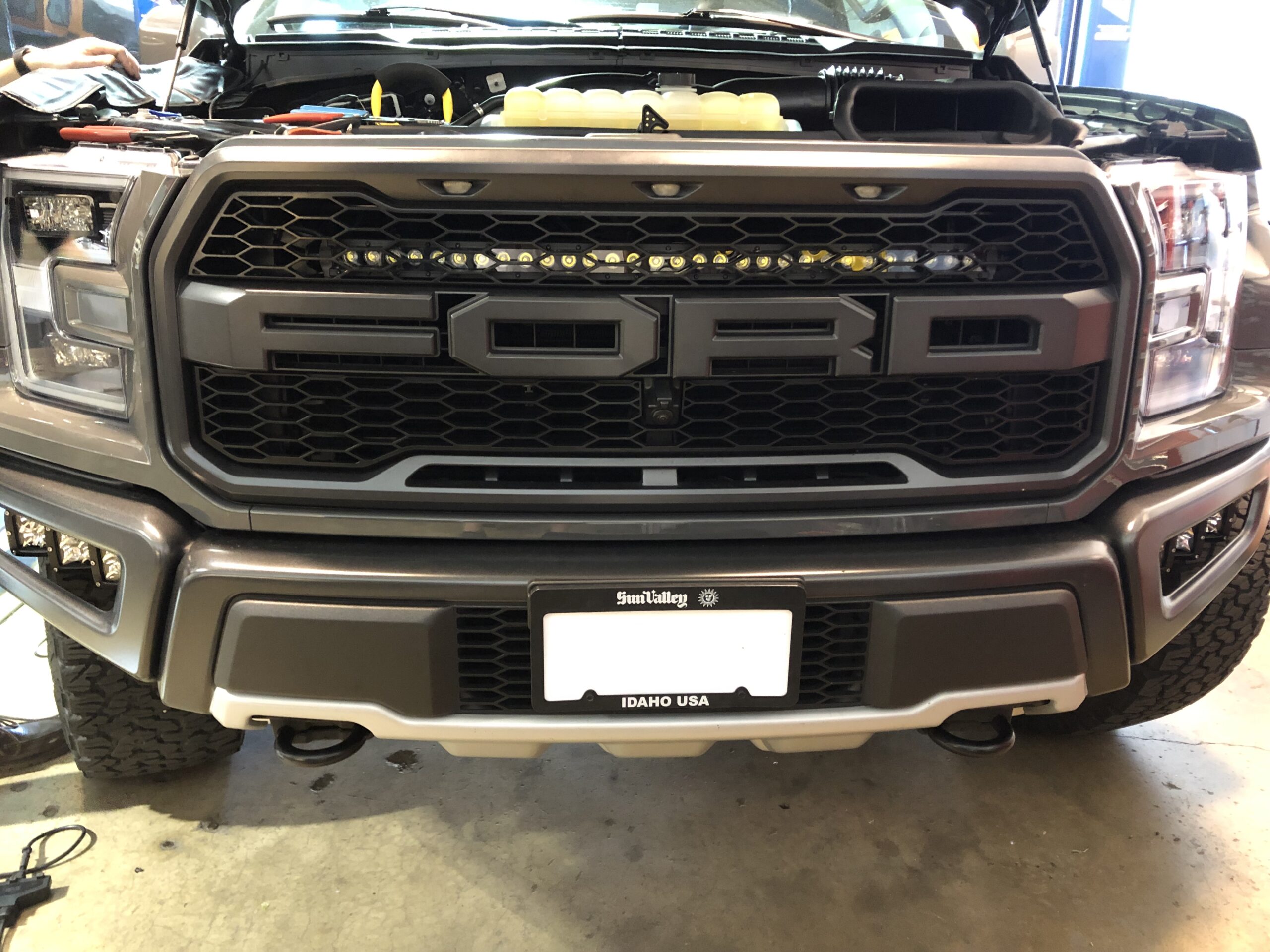 LED Hidden Grille Kit | 2017-2019 F-150 Raptor
